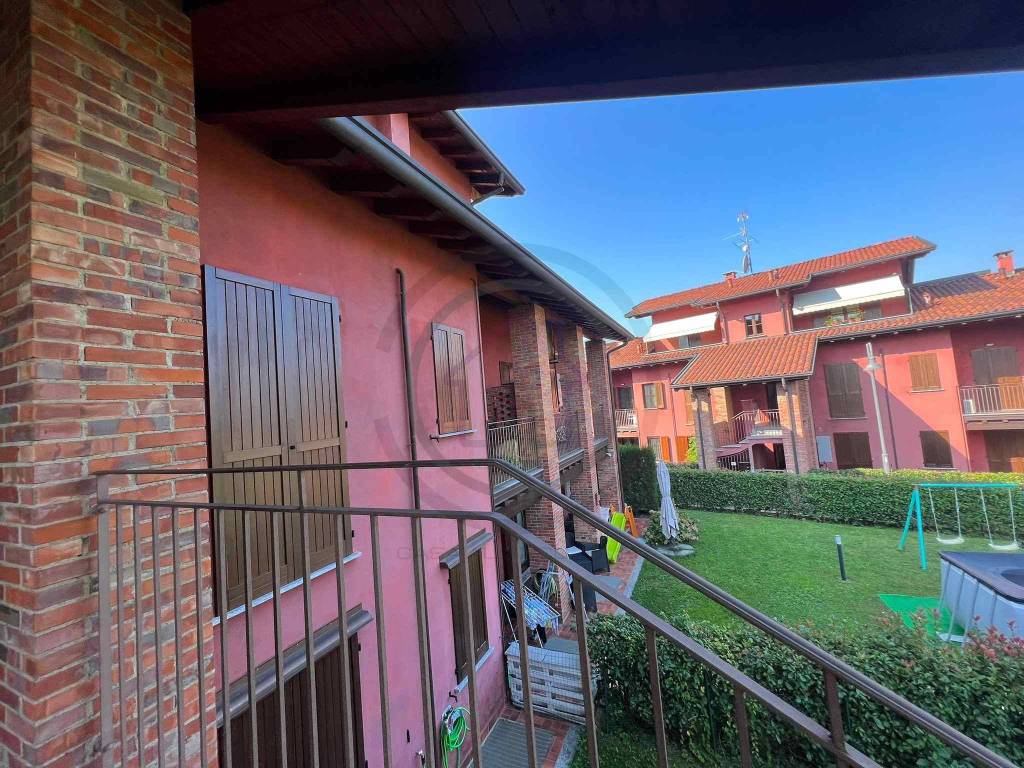 Vendita Appartamento Lentate sul Seveso. Trilocale in via Montebello ...