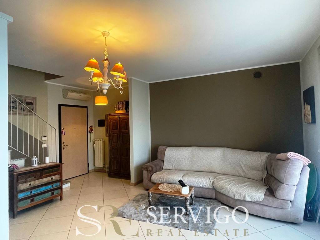 Vendita Appartamento Vermezzo con Zelo. Trilocale, Buono stato, secondo ...