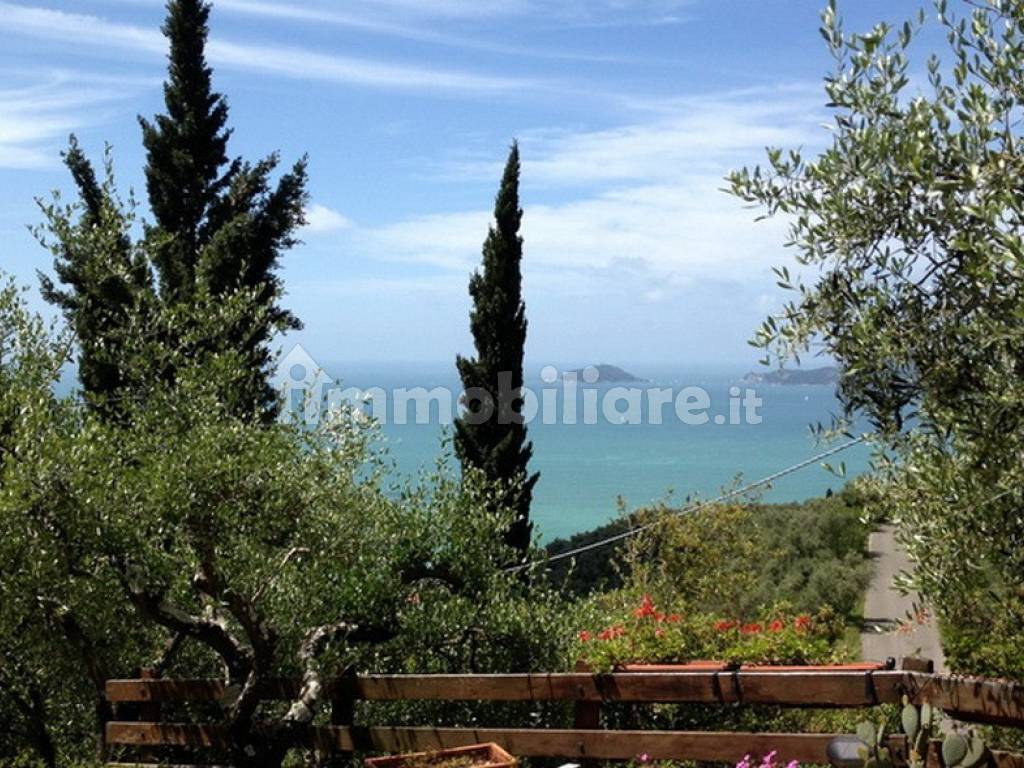 Affitto Appartamento Lerici. Bilocale in via Fratelli Landi. Buono ...