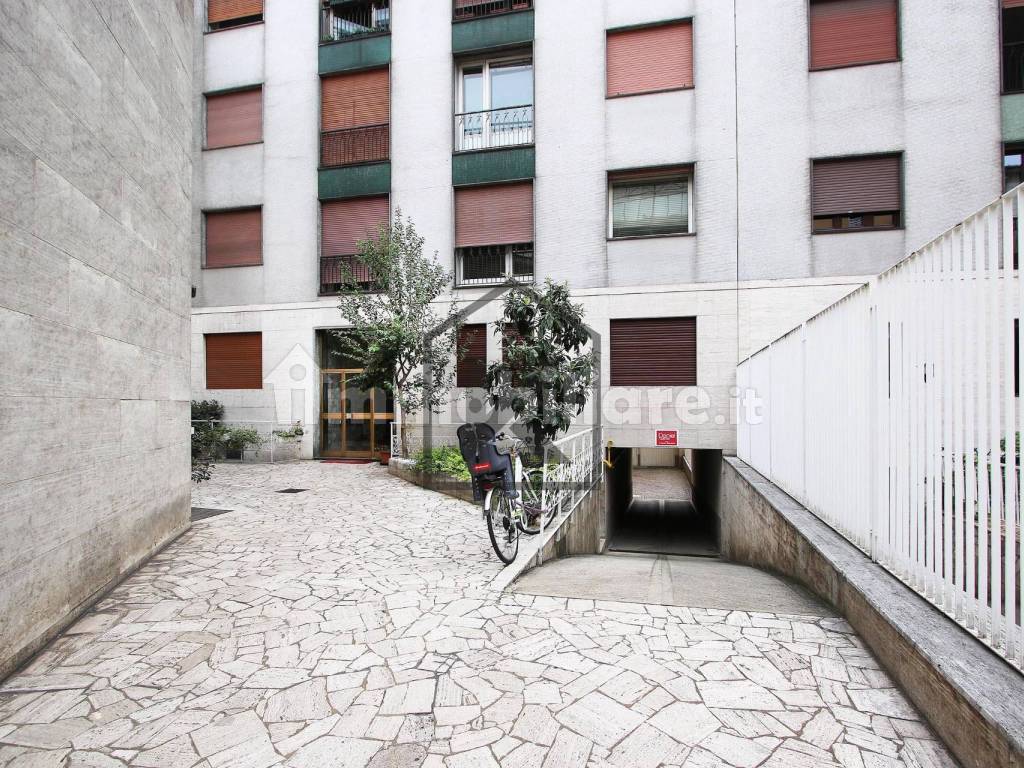 Vendita Appartamento Milano. Trilocale in via Marghera. Buono stato ...