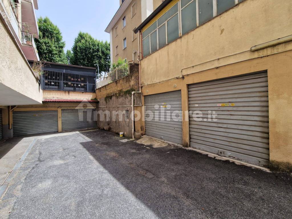 Garage - Box viale Jonio, Roma, Rif. 105862443 - Immobiliare.it