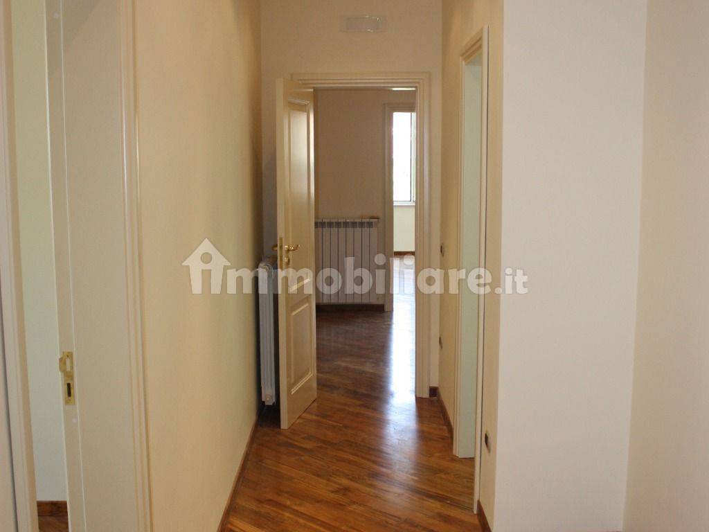 Affitto Attico in piazza Euclide Roma. Ottimo stato, con terrazza, rif ...