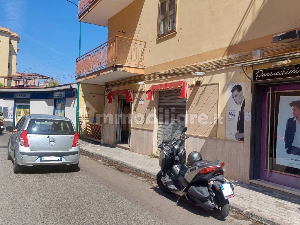 Locale commerciale via Antonio Gramsci, Torre del Greco, Rif. 105923119 ...