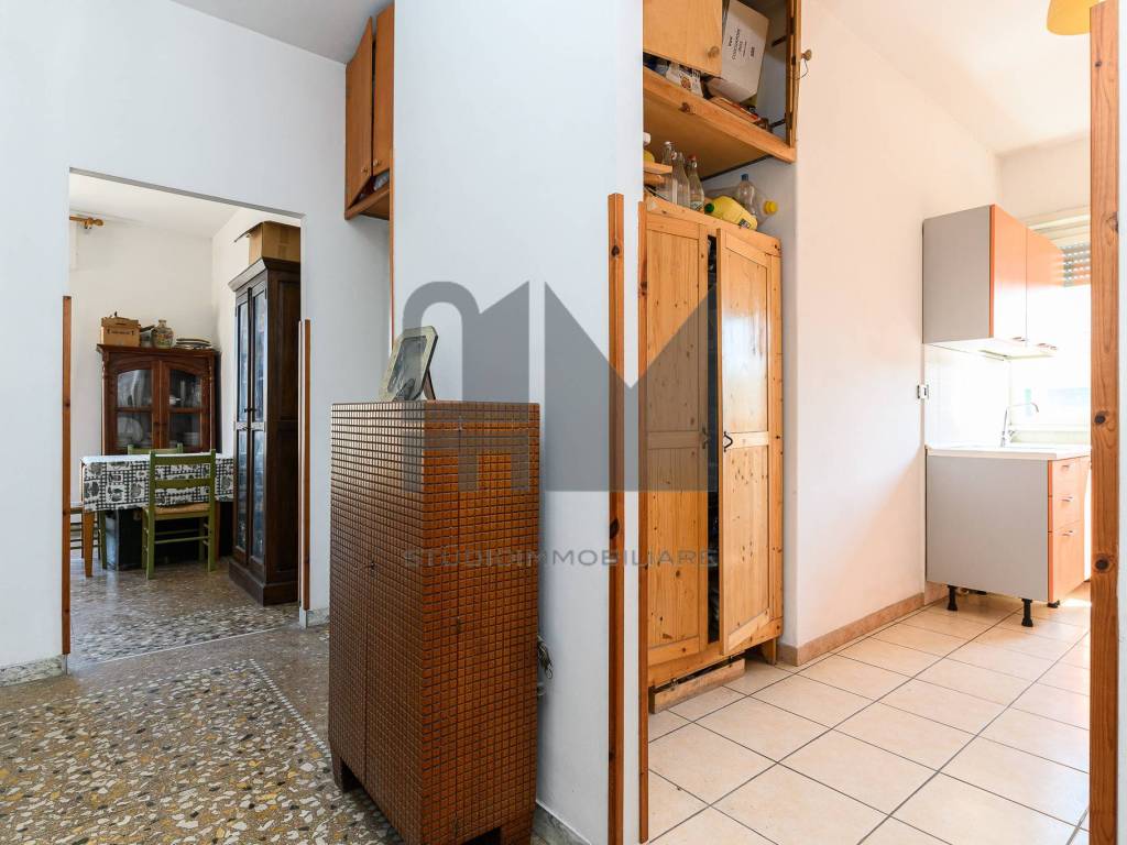 Vendita Appartamento Roma. Bilocale in via del Forte Boccea 78. Buono ...