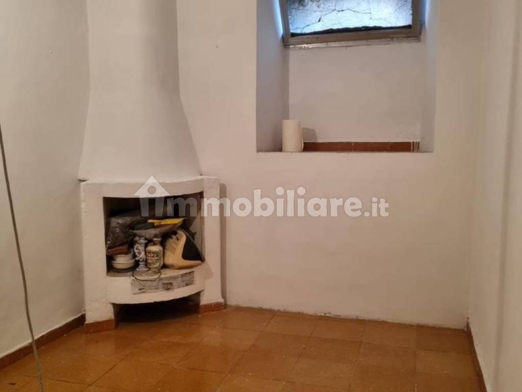 Magazzino - Deposito via delle Alpi 32, Roma, Rif. 105795265 ...