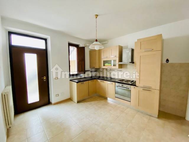 Bilocale buono stato, piano terra, San Pietro, Pavia