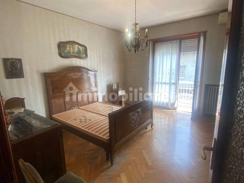 Vendita Appartamento Rondissone. Trilocale in via 20 Settembre 7. Buono ...