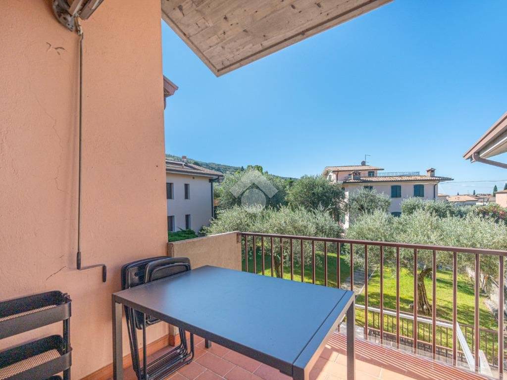 Vendita Appartamento Torri Del Benaco Trilocale In Via A Dall Oca vendita-appartamento-torri-del-benaco-trilocale-in-via-a-dall-oca