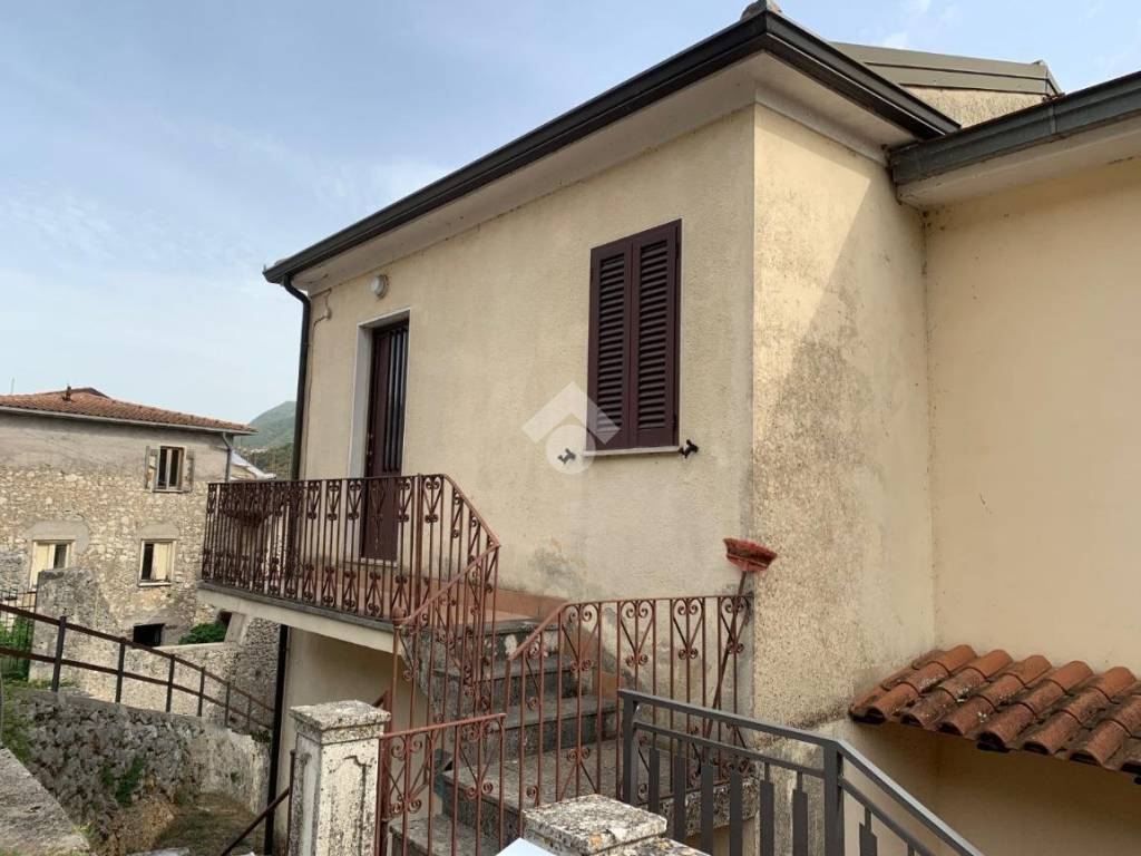 Vendita Terratetto plurifamiliare in via Plauto Casalvieri. Buono stato ...