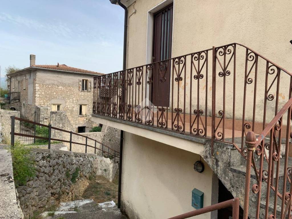 Vendita Terratetto plurifamiliare in via Plauto Casalvieri. Buono stato ...