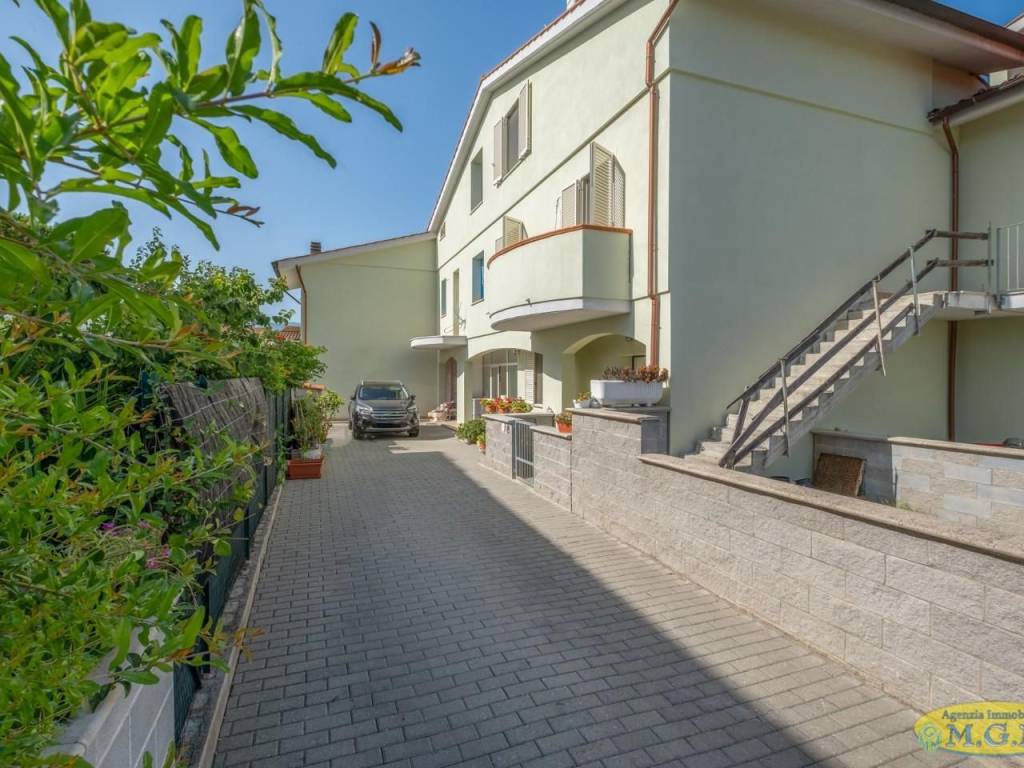 Vendita Villa a schiera in via Palermo, 22 Calcinaia. Ottimo stato ...