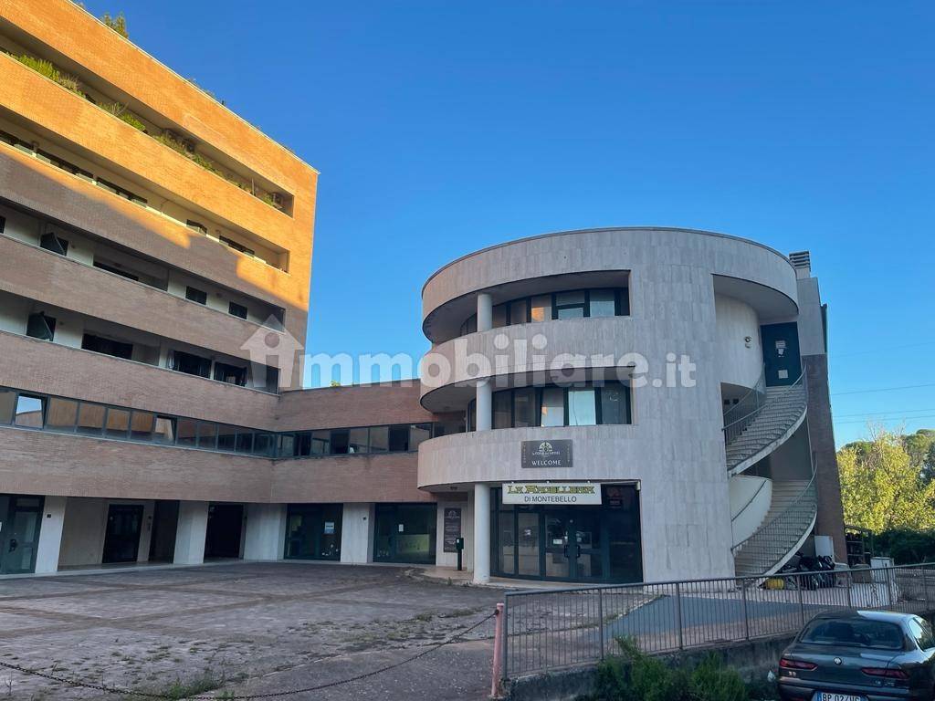 Palazzo - Edificio Strada Tuderte, Perugia, Rif. 78341255 - Immobiliare.it