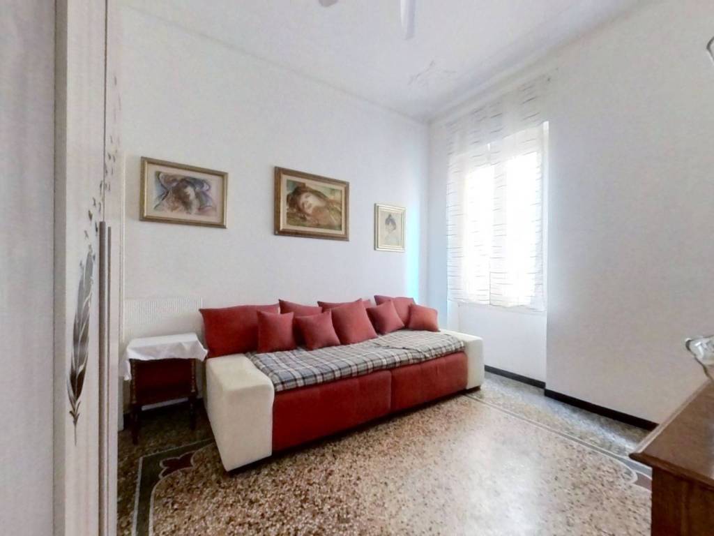 Vendita Appartamento Genova. Trilocale in viale Carlo Canepa. Buono ...