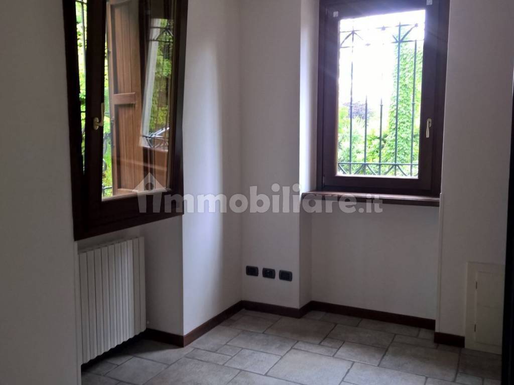 Vendita Appartamento Cassina Rizzardi. Trilocale in via Sant'Anna, 18 ...