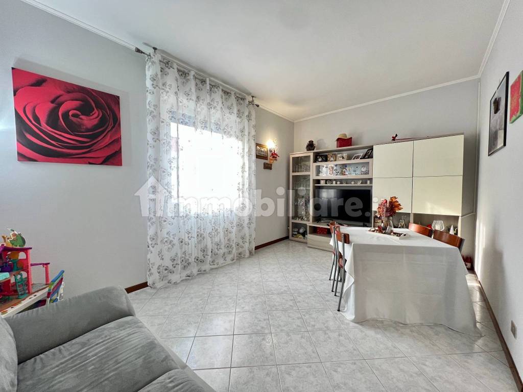 Vendita Appartamento Landriano. Trilocale in via San Rocco 8. Ottimo ...