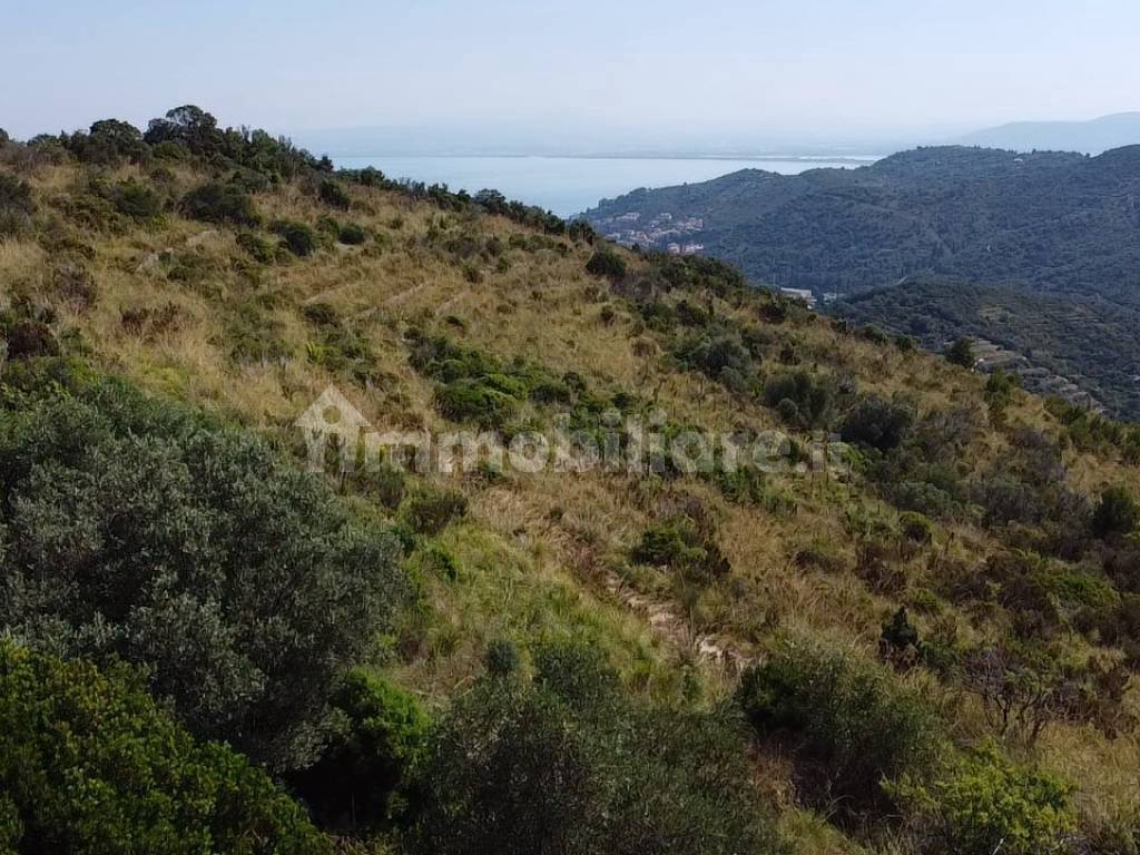 Vendita Rustico Monte Argentario. Da ristrutturare, posto auto, 228 m² ...