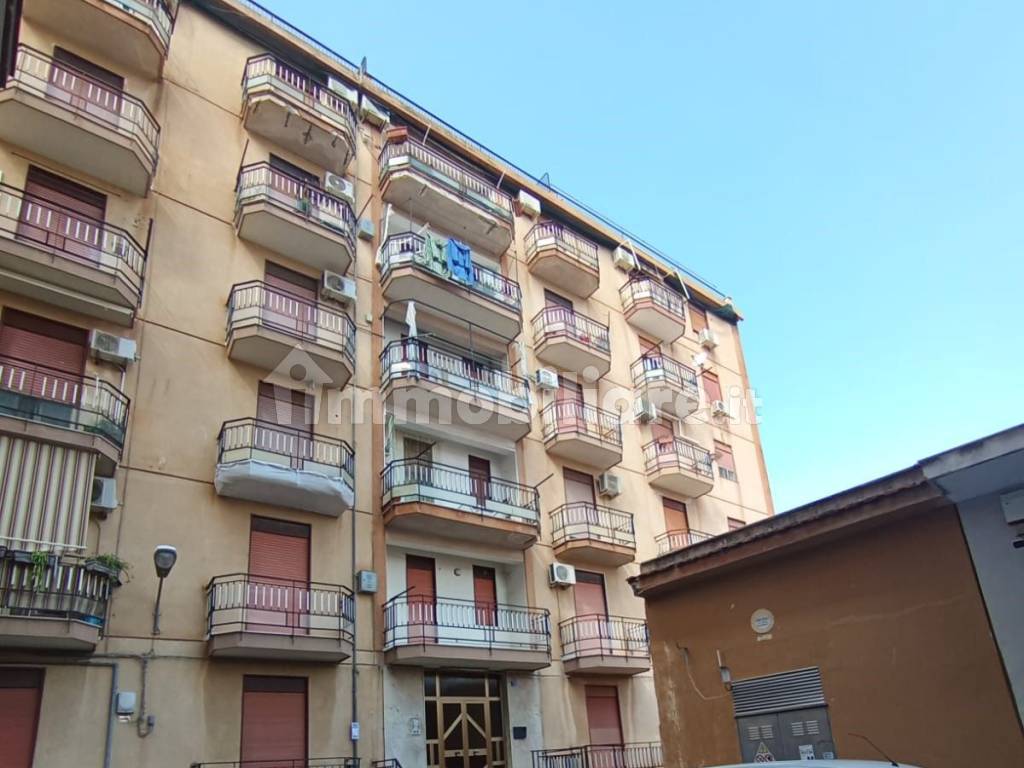 Vendita Appartamento Carini. Trilocale in via Edmondo De Amicis 33 ...