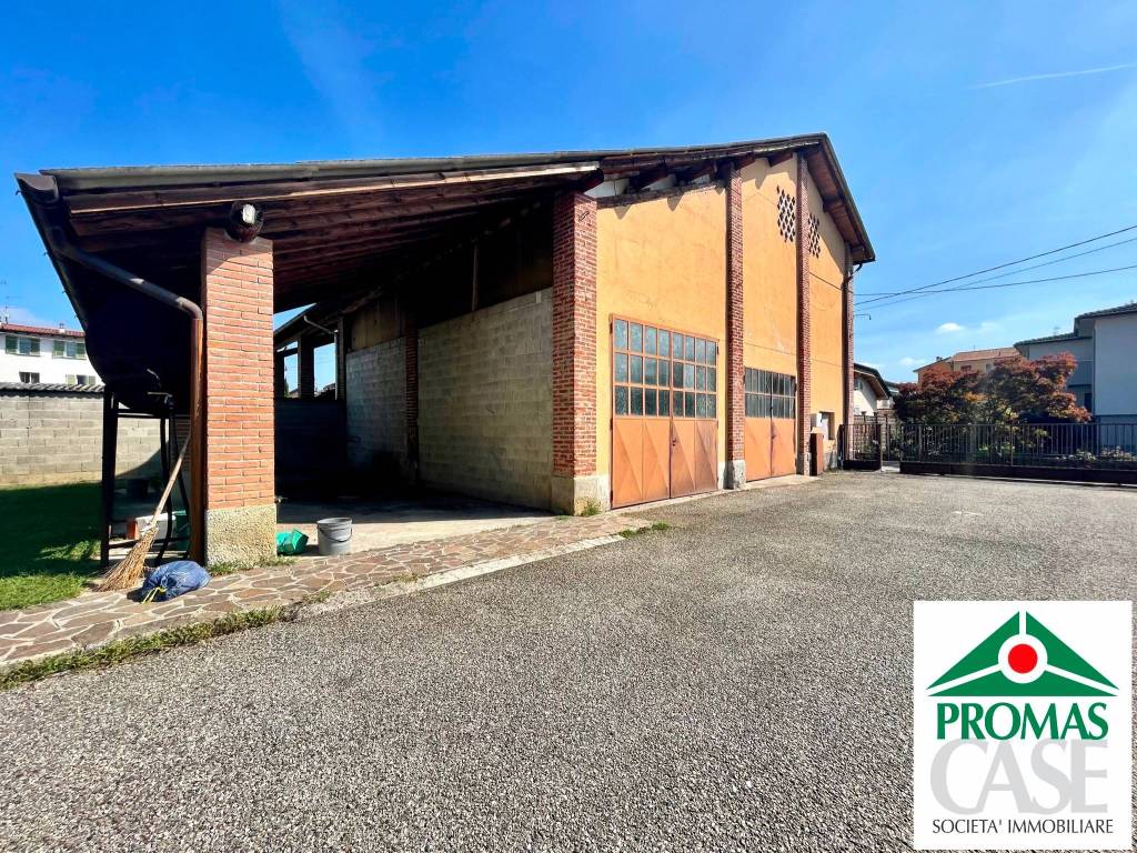 Magazzino - Deposito via Cleofe Rifaldi, Vailate, Rif. 106365509 ...