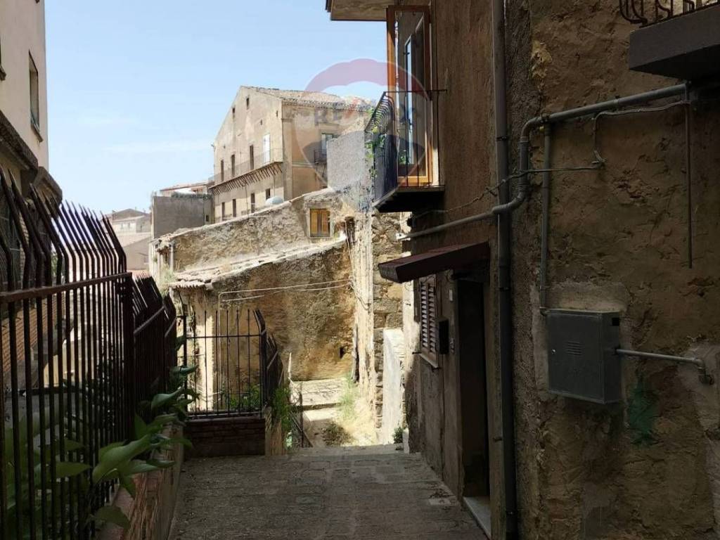 Vendita Terratetto unifamiliare in via San Nicolò piazza 14 Troina ...