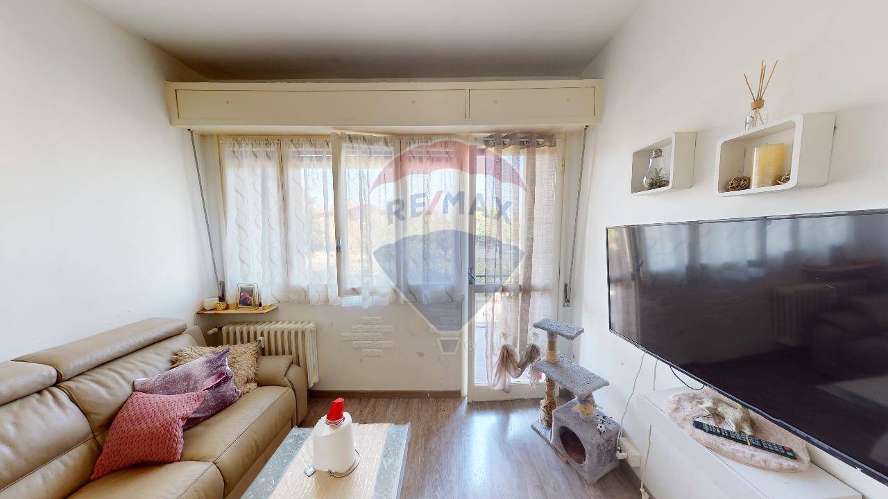 Trilocale via Gravellone 17, Borgo Alto, Pavia