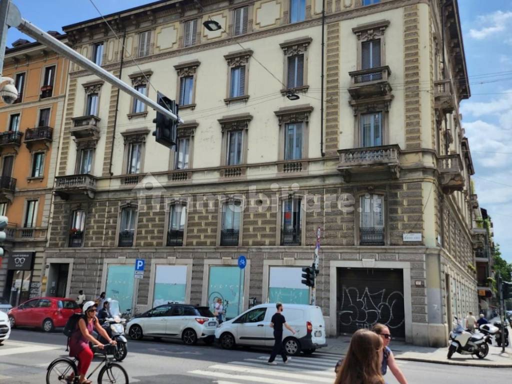 Vendita Appartamento Milano. Trilocale in corso Buenos Aires 56. Buono stato, secondo piano ...