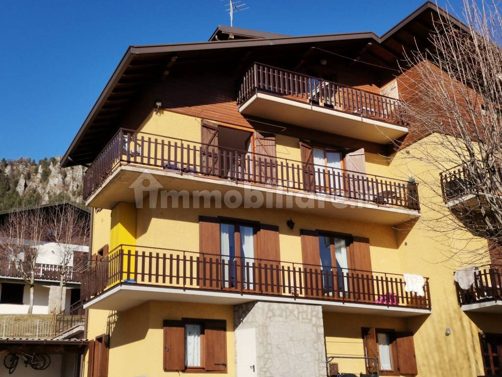 Vendita Mansarda in via Sorte 5 Castione della Presolana. Buono stato ...