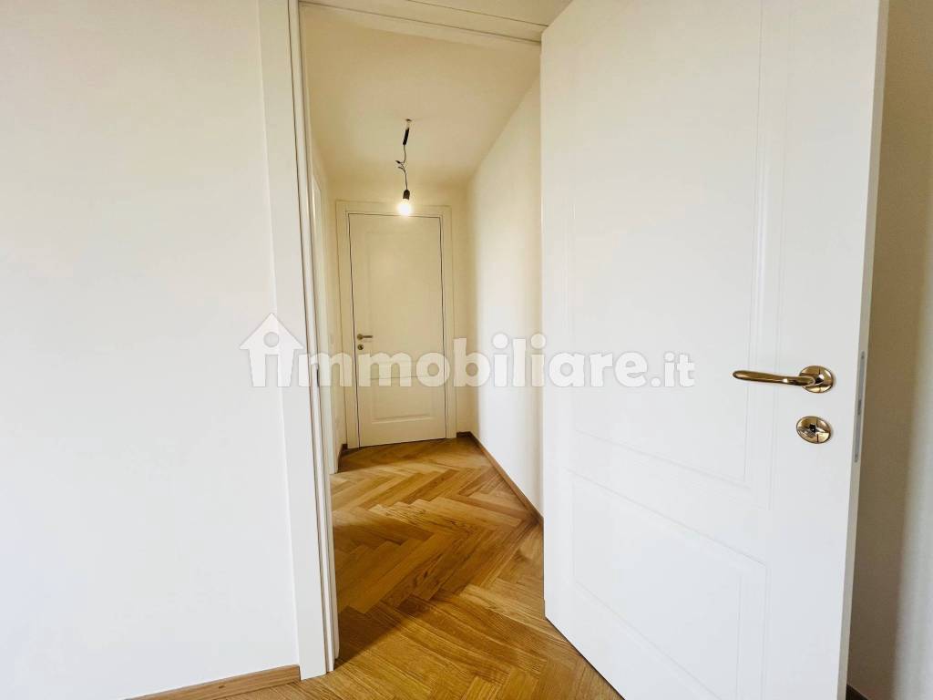 Vendita Appartamento Milano. Bilocale in via Monte Bianco. Ottimo stato ...