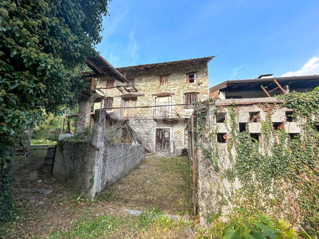 Vendita Rustico in via Zimor Tarcento. Da ristrutturare, 100 m², rif ...