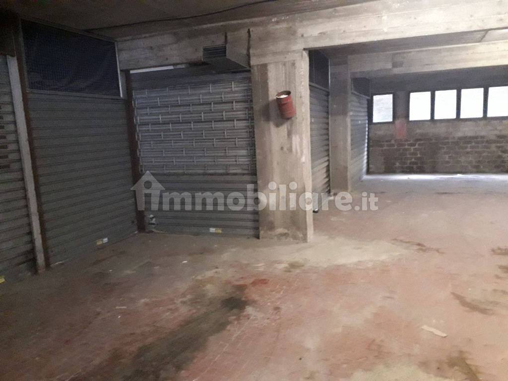 Magazzino - Deposito via di Bravetta 262, Roma, Rif. 106471939 ...