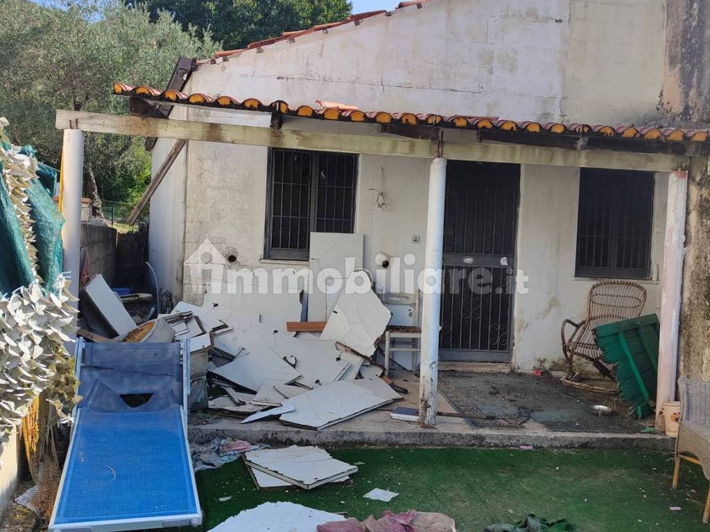 Vendita Rustico in via Molelle Fondi. 100 m², rif. 106503279