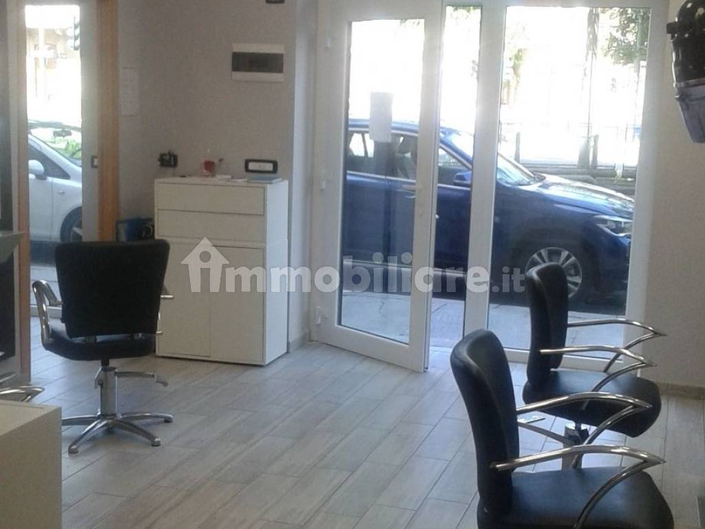 Parrucchiere - Barbiere, Torino, Rif. 106507393 - Immobiliare.it