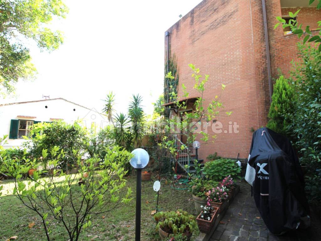 Vendita Villa a schiera in via 2 Settembre 9 Pisa. Ottimo stato, con ...