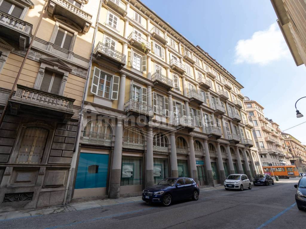Locale commerciale corso Giacomo Matteotti 13, Torino, Rif. 106558019 ...