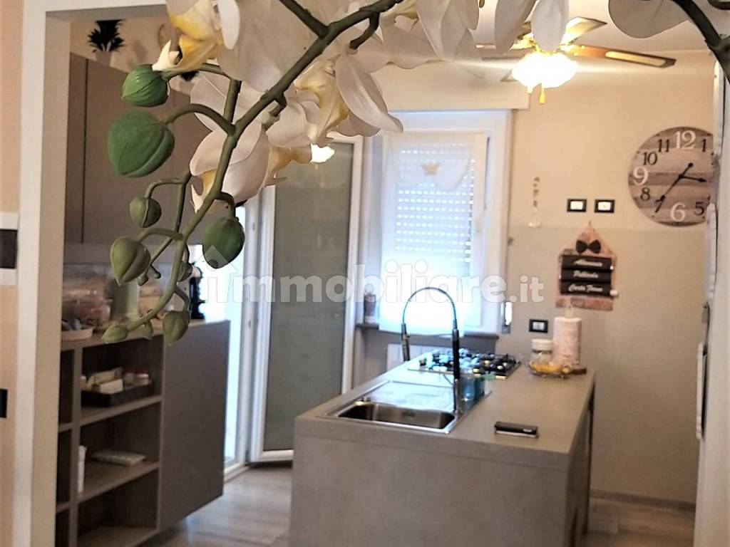 Vendita Appartamento Cameri. Trilocale in via Giuseppe Mazzini. Ottimo ...