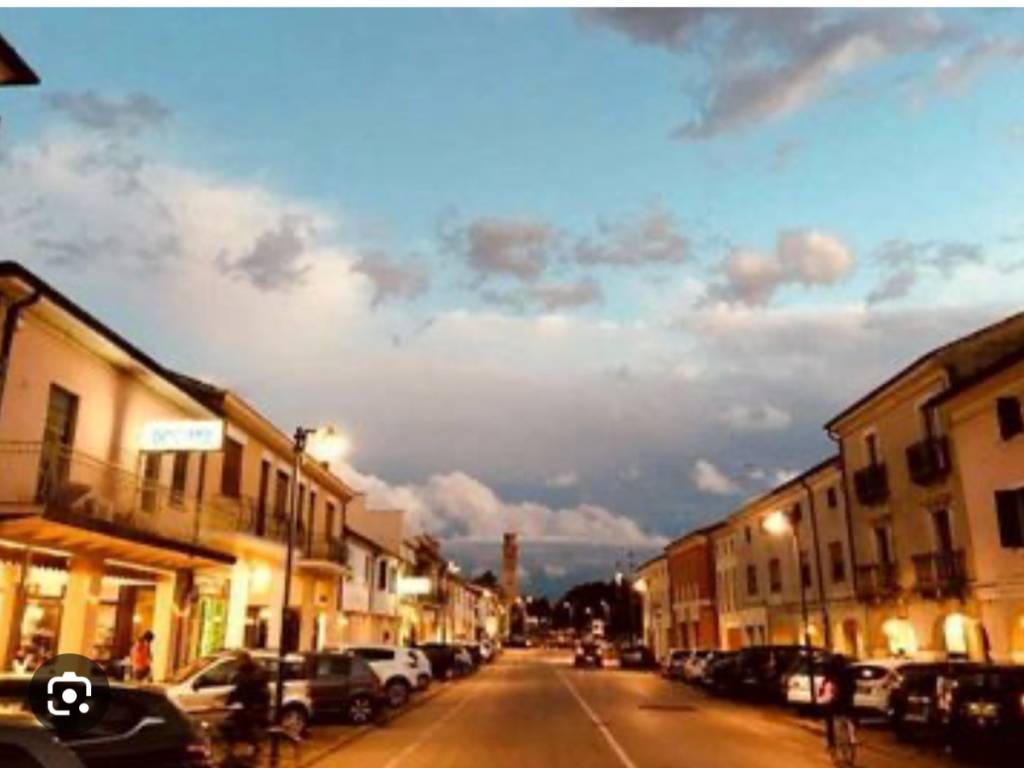 Ristorante piazza roncade, Roncade, Rif. 106575499 - Immobiliare.it