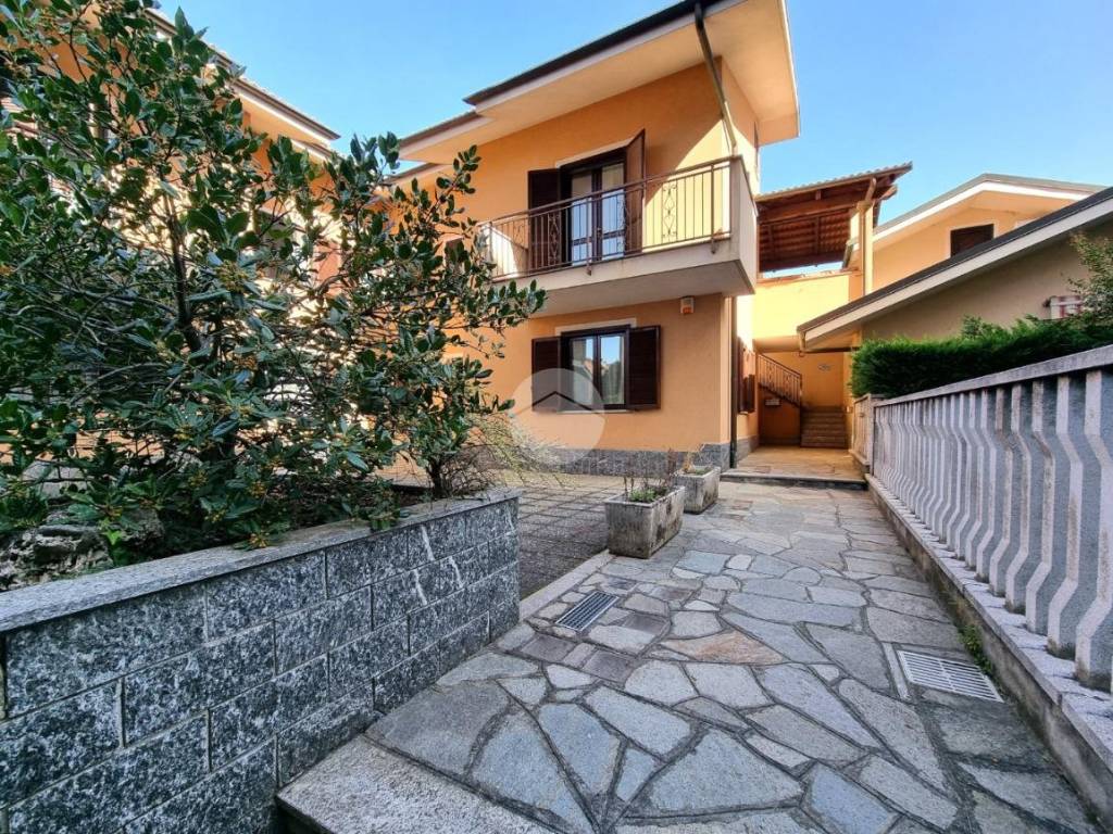 Vendita Appartamento in corso Torino 15. Caluso. Ottimo stato, posto ...