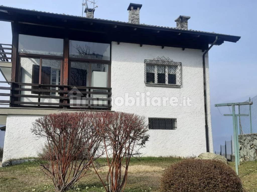 Vendita Villa unifamiliare Alpette. Buono stato, posto auto, con ...
