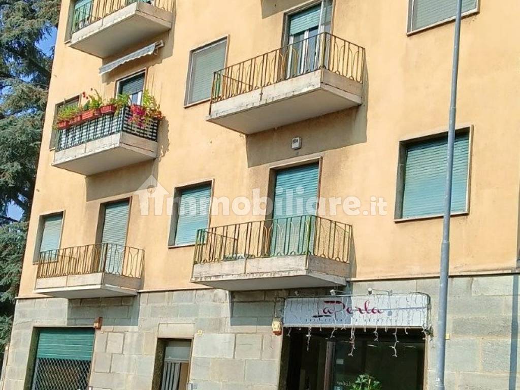 Vendita Appartamento Novara. Trilocale in viale Alessandro Volta 93. Da ...