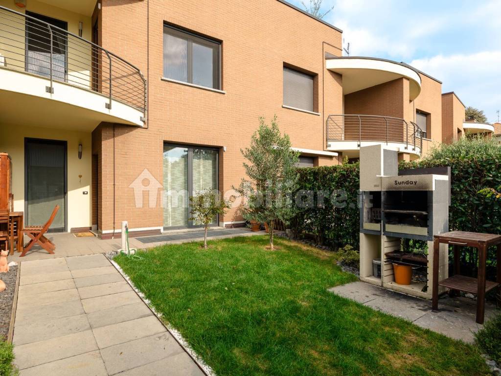 Vendita Villa a schiera in via 25 Aprile Carimate. Ottimo stato, posto ...