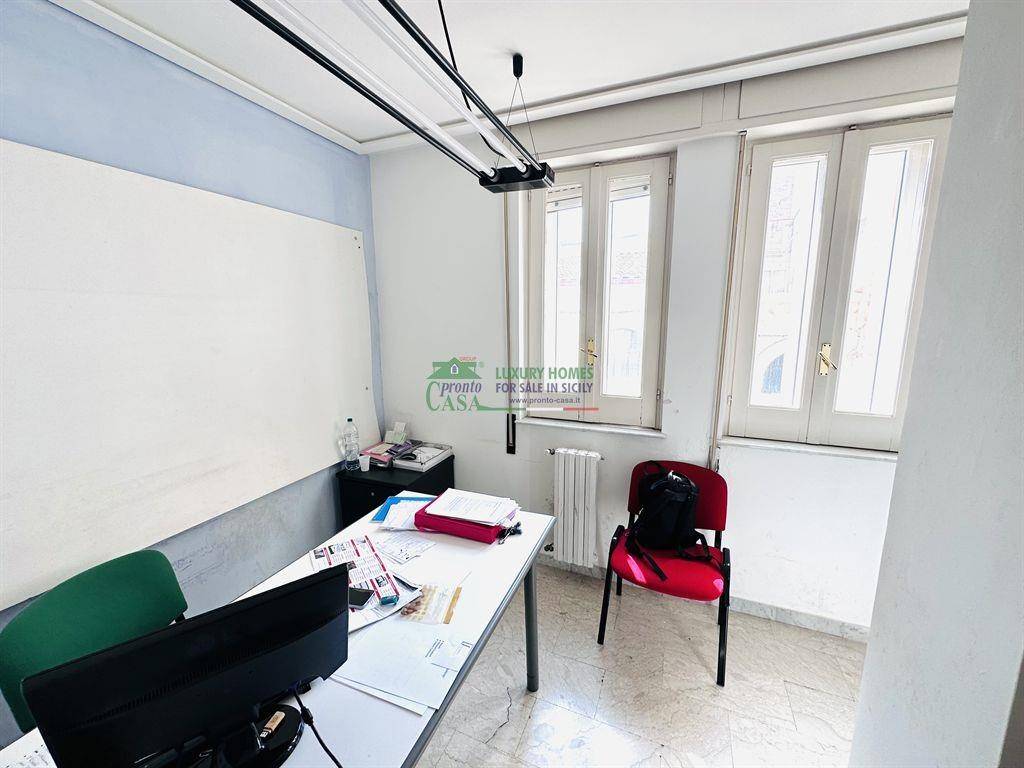 Ufficio - Studio in vendita, Ragusa, Rif. 106733409 - Immobiliare.it