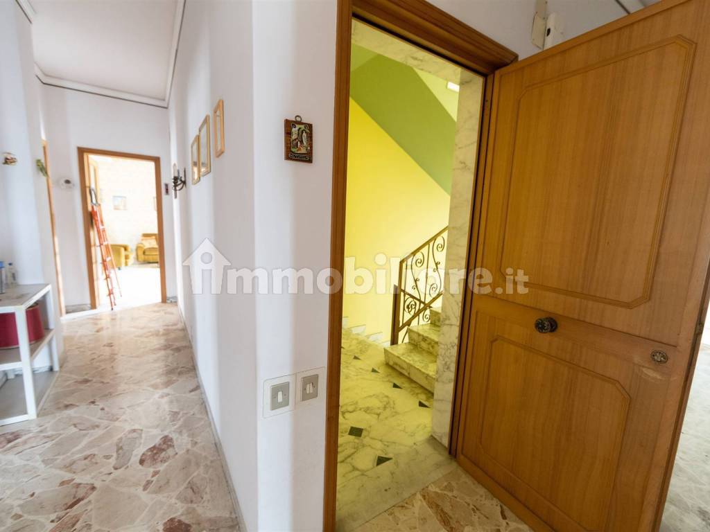 Vendita Appartamento in via Roma. San Pietro Clarenza. Buono stato ...