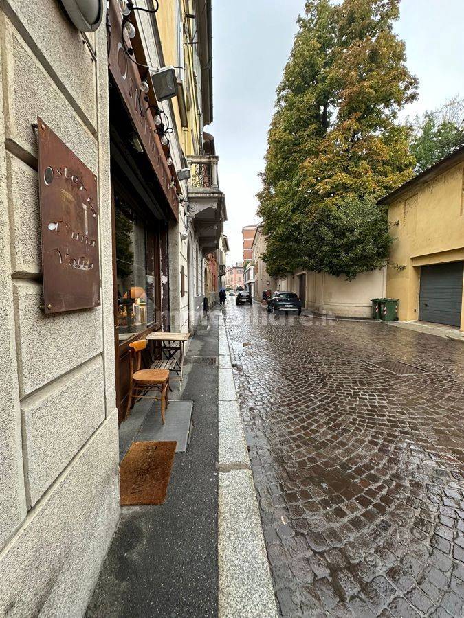 Trilocale via san giovanni, 36, Centro Storico, Piacenza