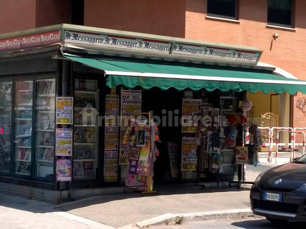 Edicola via Igino Giordani, Roma, Rif. 106802293 - Immobiliare.it