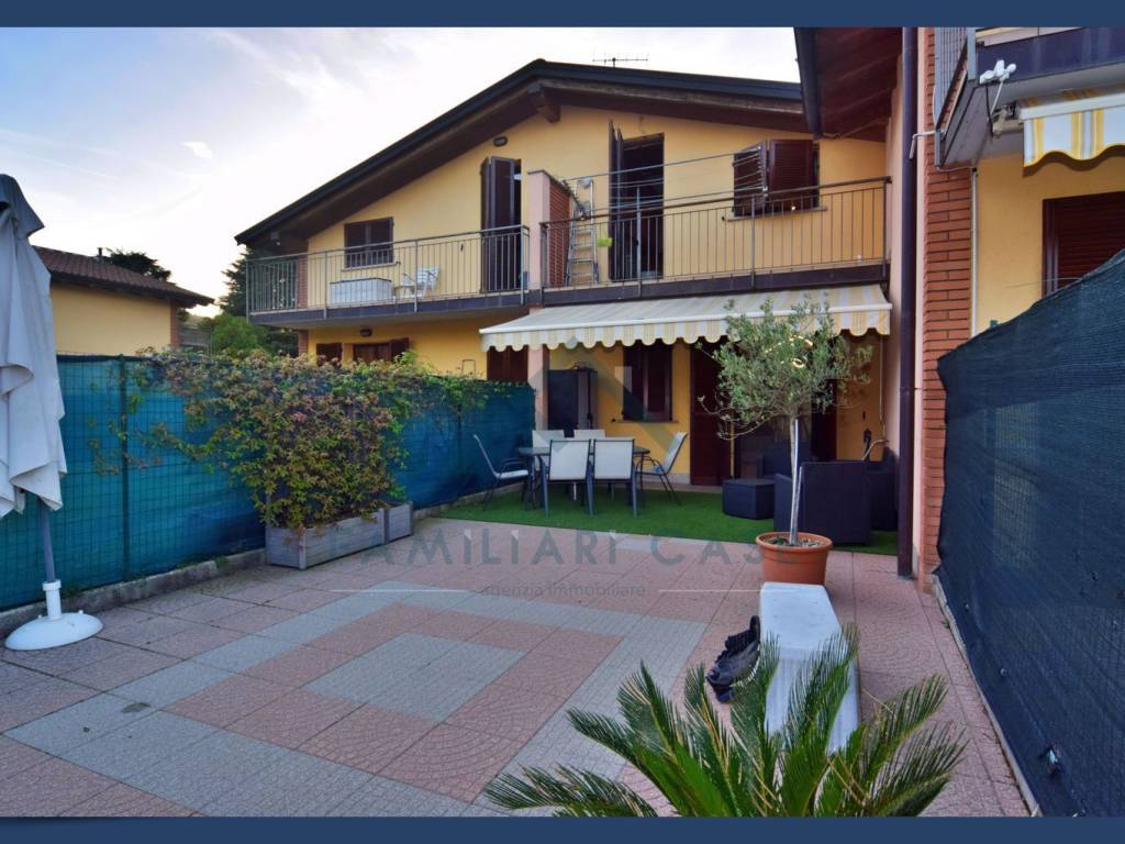 Vendita Villa unifamiliare in XXV Aprile San c Buguggiate. Buono stato ...
