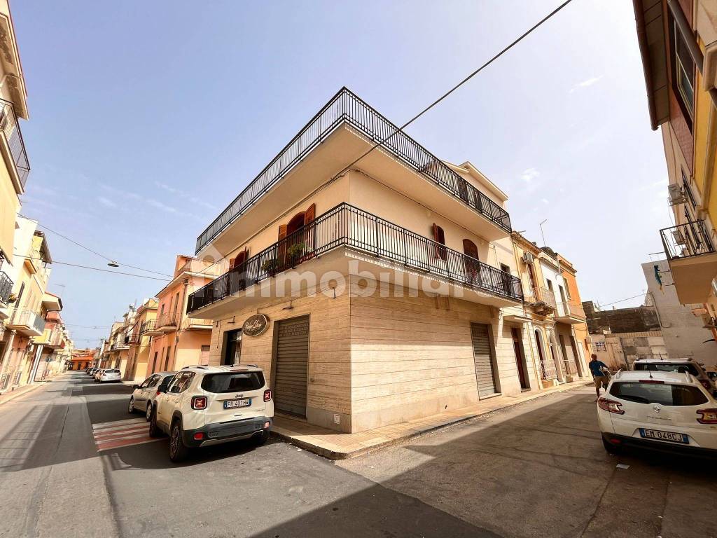 Vendita Appartamento in via Mario Rapisardi traversa 2 3. Avola. Ottimo ...