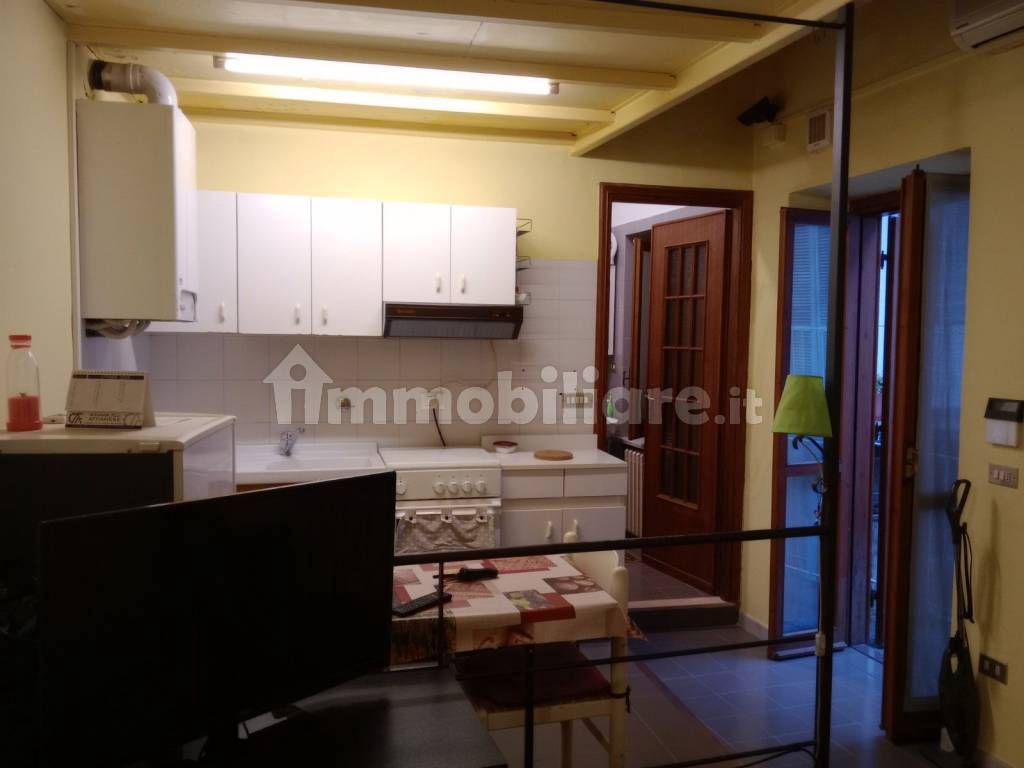 Affitto Appartamento Asti. Monolocale in via Leonardo Botallo. Buono ...