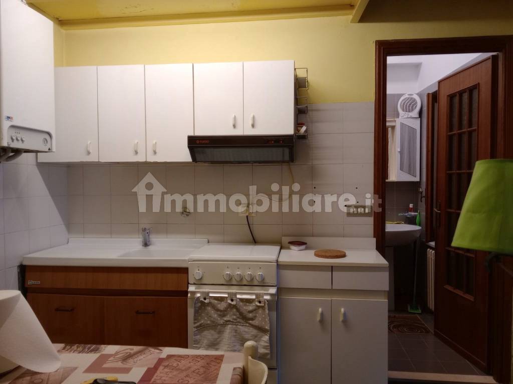 Affitto Appartamento Asti. Monolocale in via Leonardo Botallo. Buono ...