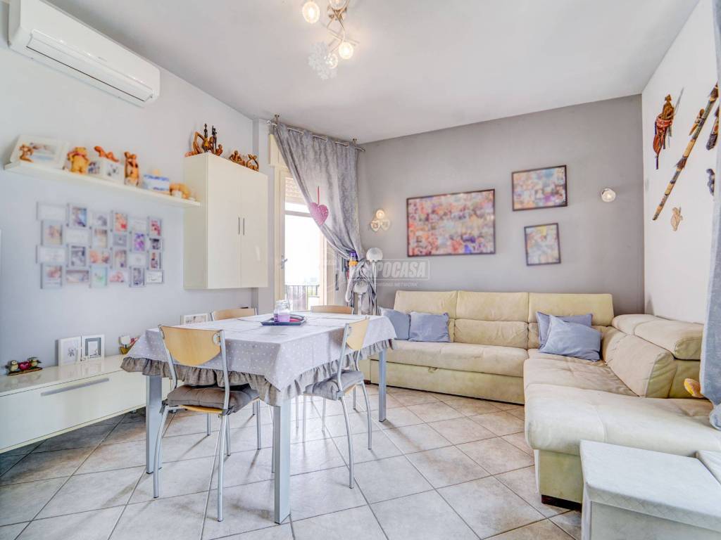 Vendita Appartamento Cameri. Trilocale in via Guglielmo Marconi. Ottimo ...