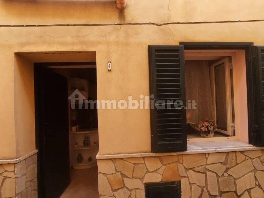 Vendita Terratetto unifamiliare in via Fratelli Bandiera 3 Pollina ...
