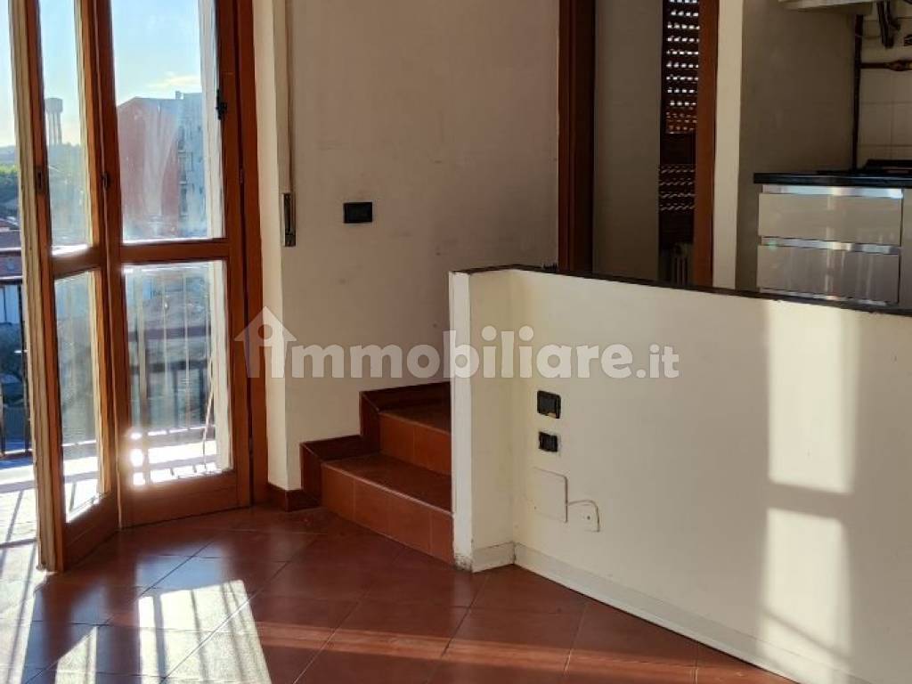 Vendita Appartamento Basiano. Bilocale in via Roma 19. Buono stato ...